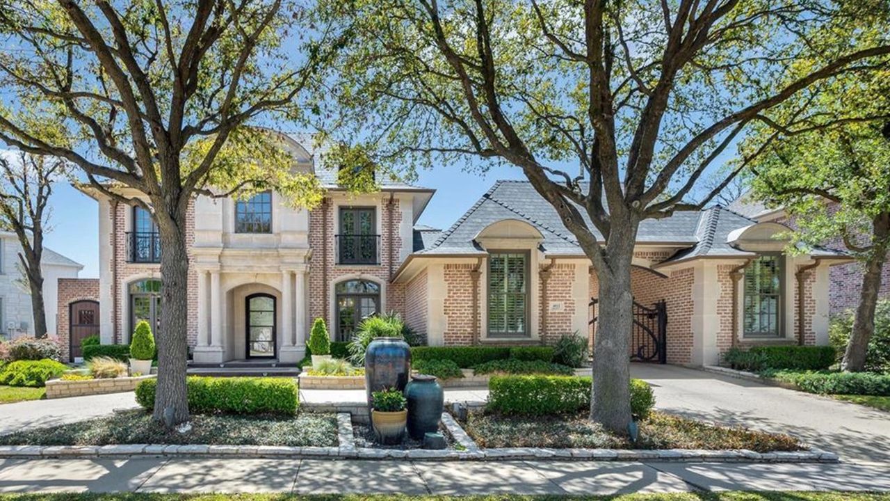 Shaq Villa Shaquille O'Neal $22 Million Home: See Inside